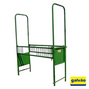 Brete / Tronco metálico para contenção de gado – Torneadora Galvão (34 ...