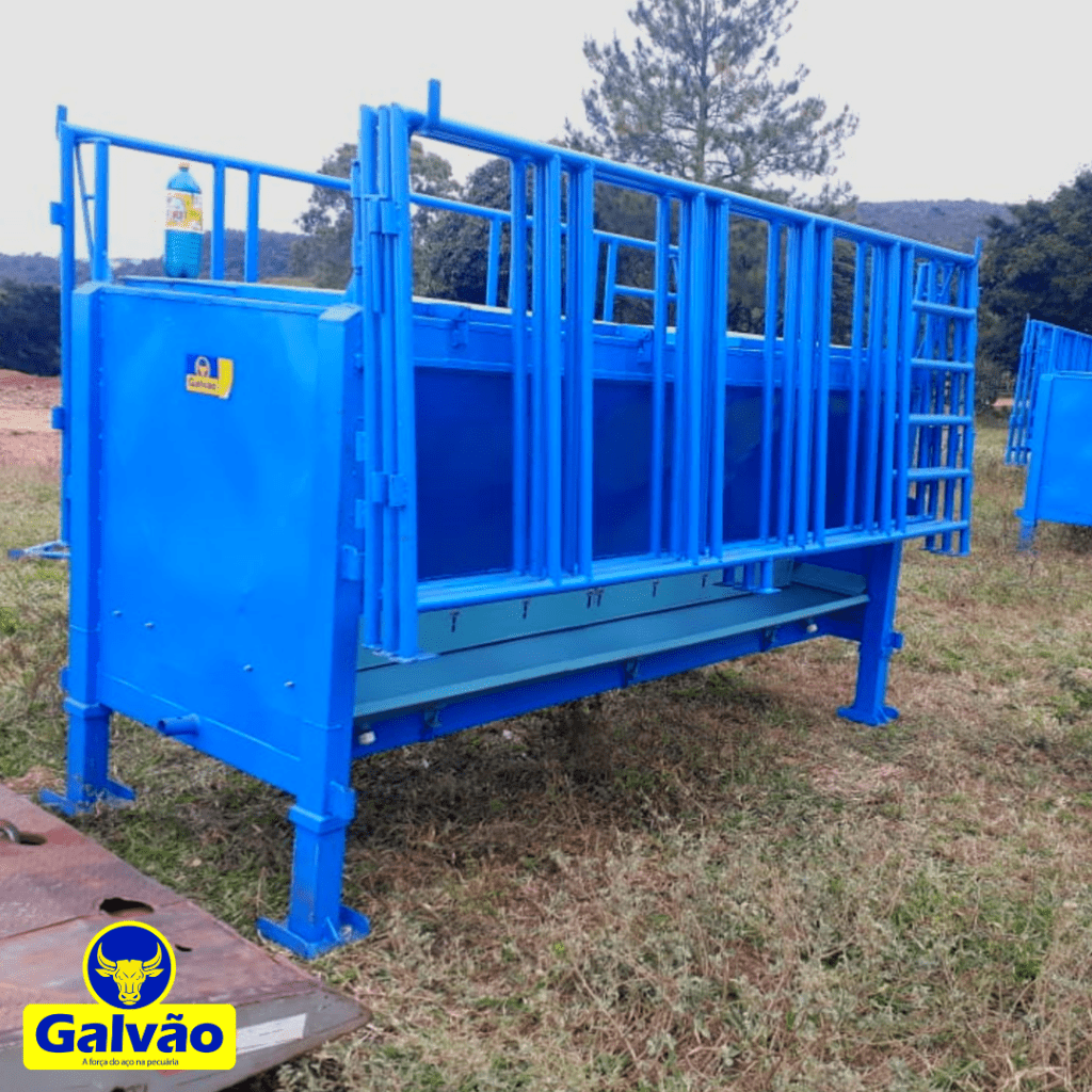 Cocho Móvel Linear Com Telhado de 5 e 10M | GALVÃO – Torneadora Galvão ...